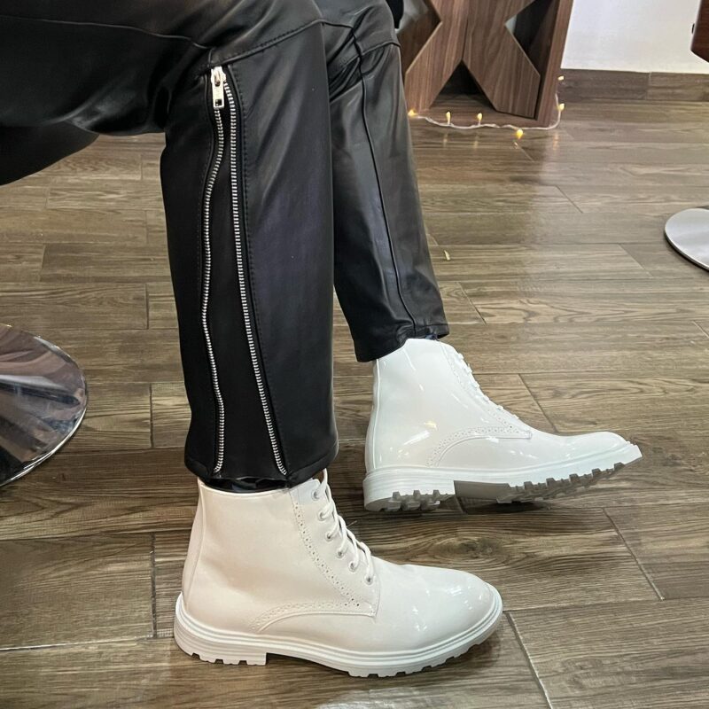 Bota de agujetas charol blanco – Calzado Xicarú